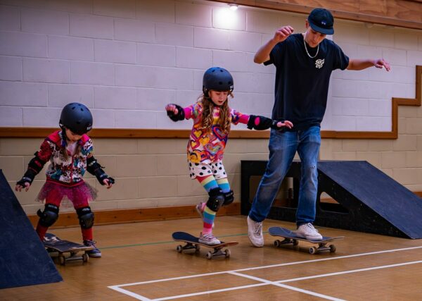 Learn to skate - The Skate Club